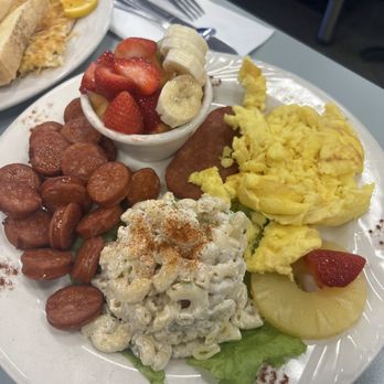 PEG’S GLORIFIED HAM N EGGS - Updated June 2024 - 536 Photos & 580 ...