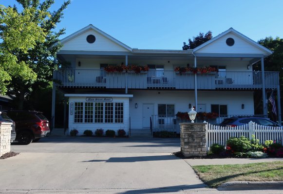 MAIN STREET MOTEL - Updated October 2025 - 19 Photos & 12 Reviews ...