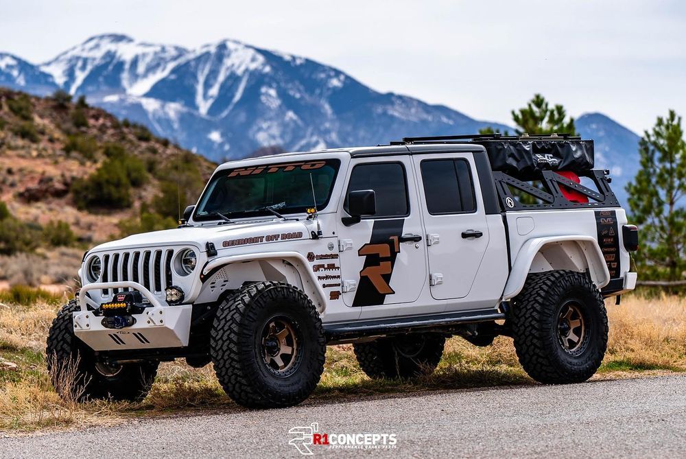 R1 CONCEPTS - Updated January 2026 - 215 Photos & 224 Reviews - 2000 E ...