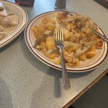 SHERIDAN FAMILY RESTAURANT - Updated December 2025 - 136 Photos & 123 ...
