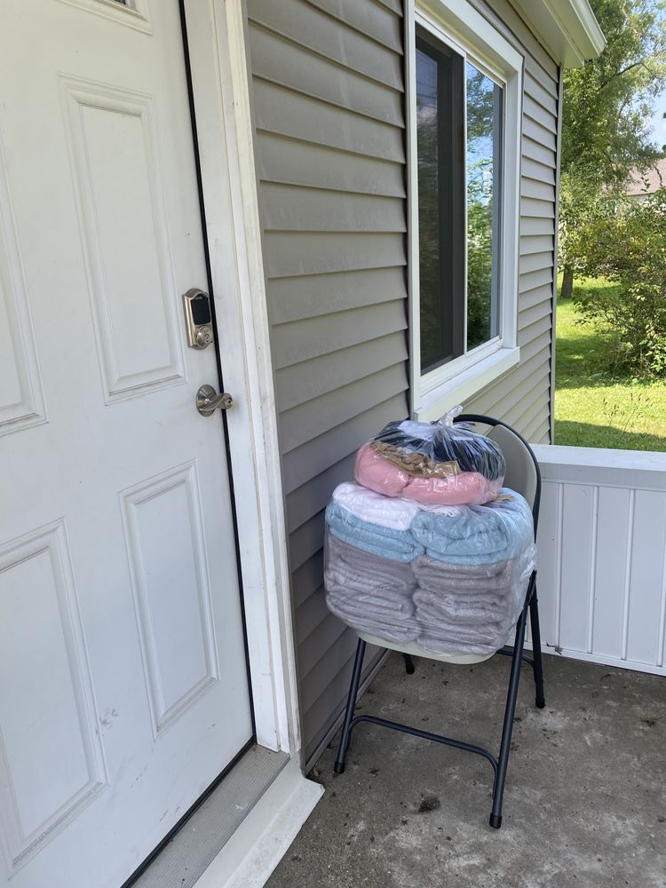 LITTLE BROWN LADY LAUNDRY - Updated July 2025 - Flint, Michigan - Laundry Services - Phone ...