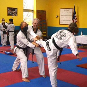 CRUNCH FITNESS - Updated July 2025 - 301 Veterans Pkwy, Normal ...