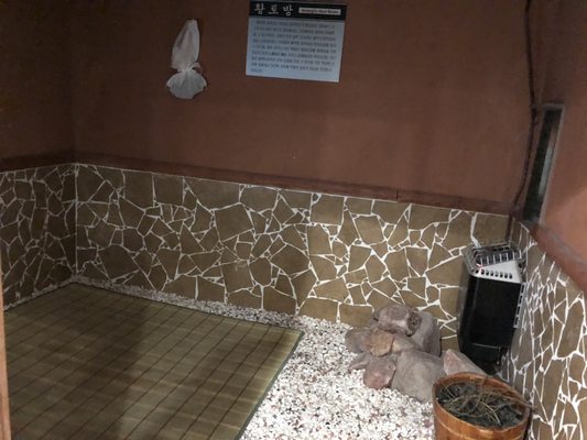 QUEEN SPA & SAUNA - Updated December 2025 - 21 Photos & 22 Reviews ...