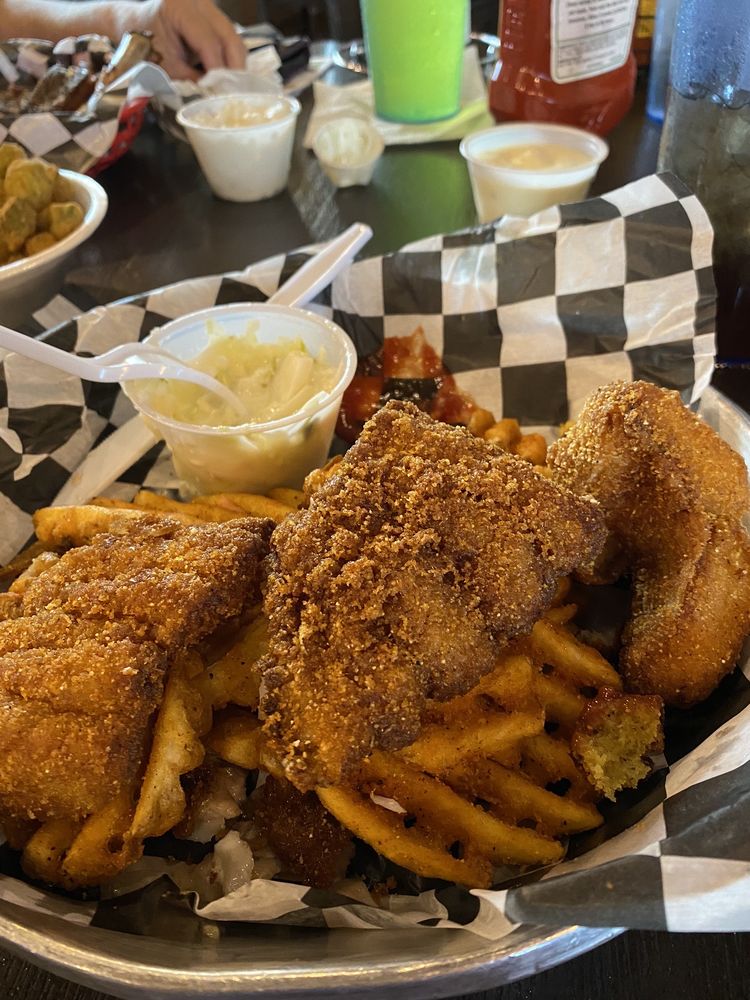 JW SNACK’S GULF COAST BAR & GRILL - Updated December 2025 - 34 Photos ...