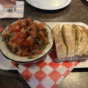 CAPONE’S ITALIAN PIZZERIA - Updated March 2025 - 202 Photos & 299 ...