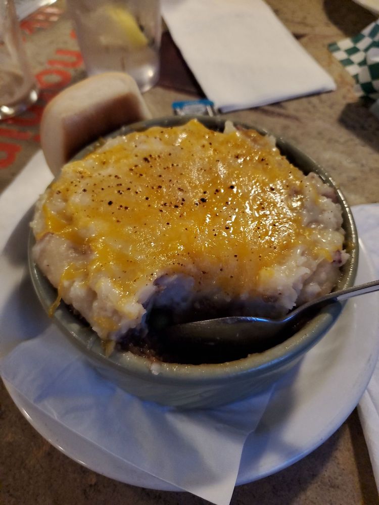 PJ MCINTYRE’S IRISH PUB - 47 Photos & 86 Reviews - 17119 Lorain Ave ...