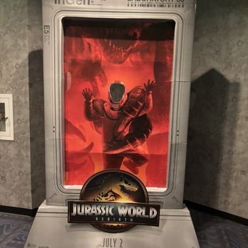 AMC CENTER VALLEY 16 - Updated December 2025 - 147 Photos & 148 Reviews ...