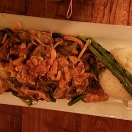 BIDA MANDA - 1572 Photos & 1563 Reviews - Laotian - 222 S Blount St ...