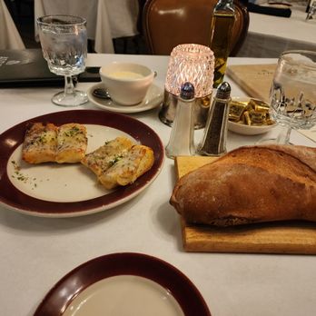 AVVIO - Updated December 2025 - 169 Photos & 172 Reviews - 4358 N ...