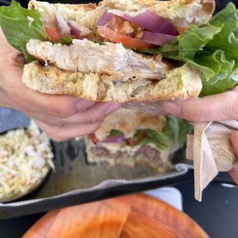 THE BAIT HOUSE TACKLE & TAVERN - Updated April 2025 - 887 Photos & 903 ...