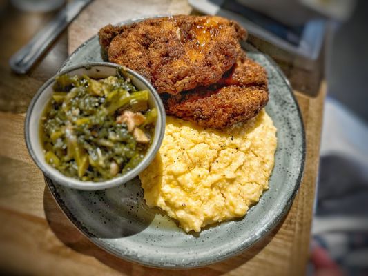 THE RED YETI - Updated December 2025 - 748 Photos & 607 Reviews - 256 ...