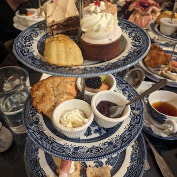 DUNBAR HOUSE TEA ROOM & WINE BAR - Updated October 2025 - 197 Photos ...