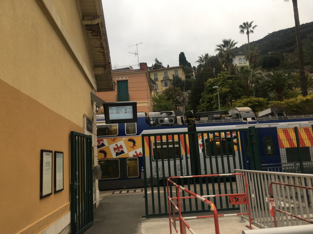 GARE MENTON GARAVAN - 13 Photos - Menton Garavan, Menton, Alpes ...
