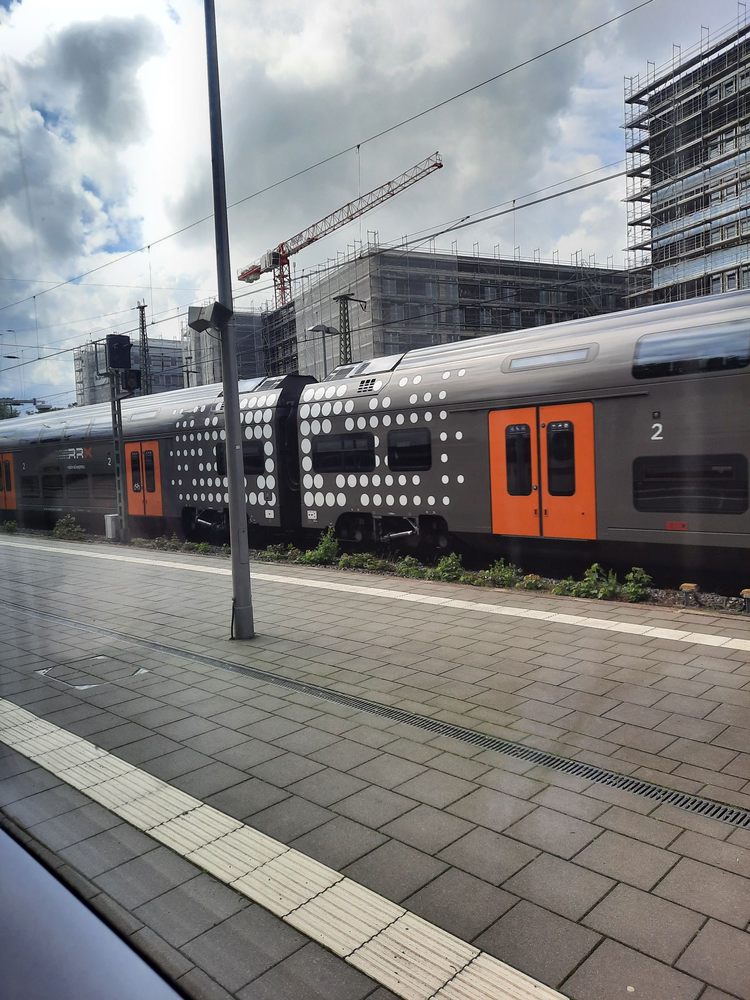 AACHEN HAUPTBAHNHOF - Updated June 2024 - 31 Photos - Bahnhofplatz 2 A ...