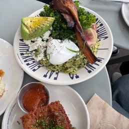 SQIRL - Updated August 2024 - 4260 Photos & 2359 Reviews - 720 N Virgil ...