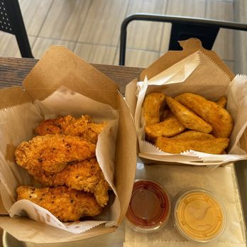 CLUCK N SIP - Updated January 2025 - 182 Photos & 128 Reviews - 120 W ...