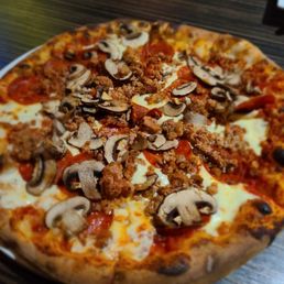 BOLLO WOODFIRED PIZZA - Updated August 2025 - 1093 Photos & 1076 ...