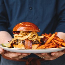 GUS’S BARBECUE - Updated January 2026 - 3704 Photos & 3059 Reviews ...