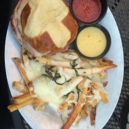 THE PUBLIC HOUSE BAR & GRILL - Updated October 2025 - 71 Photos & 140 ...