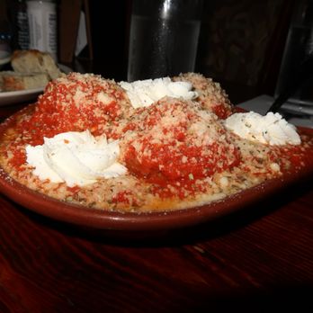 BONELLI’S CAFE ITALIA - Updated December 2024 - 210 Photos & 372 ...