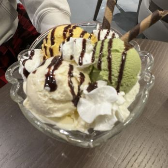 MANGO MANGO DESSERT - Updated July 2024 - 114 Photos & 45 Reviews ...