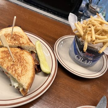 STEUBEN’S UPTOWN with photos - Updated August 2024 - 2145 Photos & 3308 ...