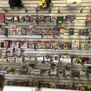 THE TRADING CARD CLUB - Updated March 2025 - 16 Photos & 19 Reviews ...