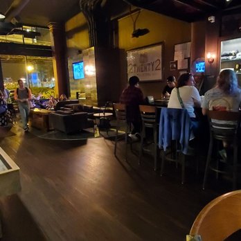 2TWENTY2 TAVERN - Updated February 2025 - 174 Photos & 182 Reviews ...