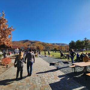 DEVILS BACKBONE BREWING COMPANY - 658 Photos & 562 Reviews - 200 Mosbys ...