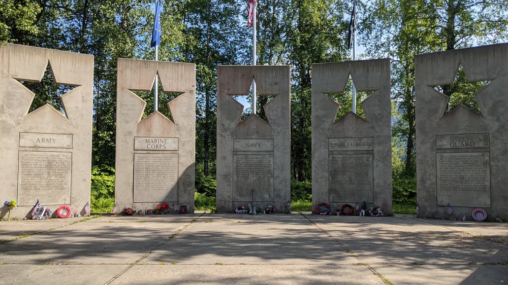 ALASKA VETERANS MEMORIAL - Updated November 2024 - 50 Photos - Milepost ...