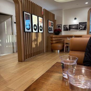 CARNEGIE DINER & CAFE - Updated March 2025 - 332 Photos & 184 Reviews ...