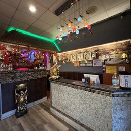 KING’S ASIAN CUISINE AND SUSHI BAR AND LOUNGE - Updated May 2025 - 375 ...