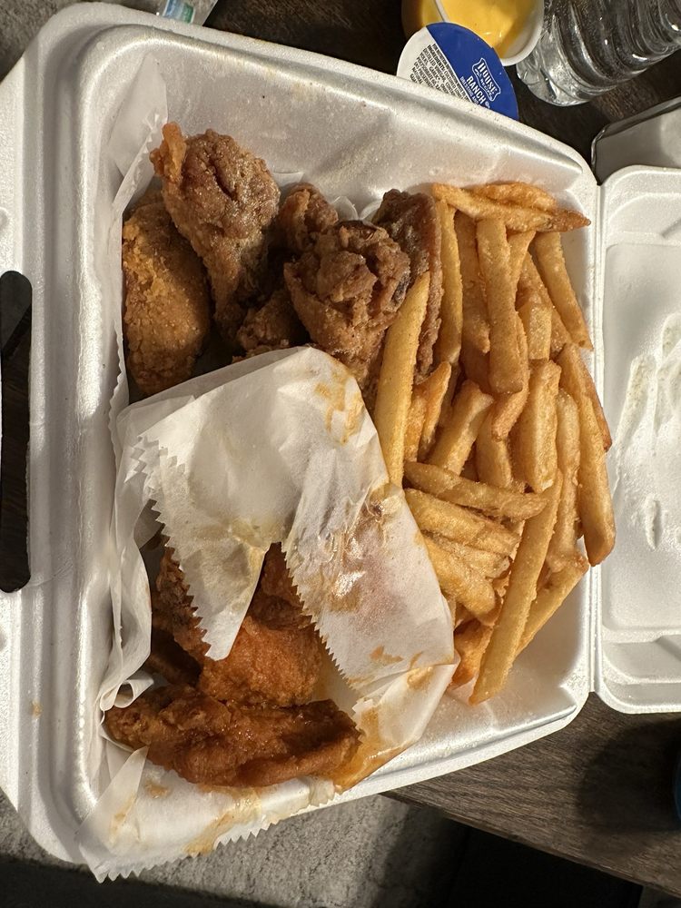 POP’S KITCHEN - Updated December 2025 - 21 Photos & 17 Reviews - 9641 ...