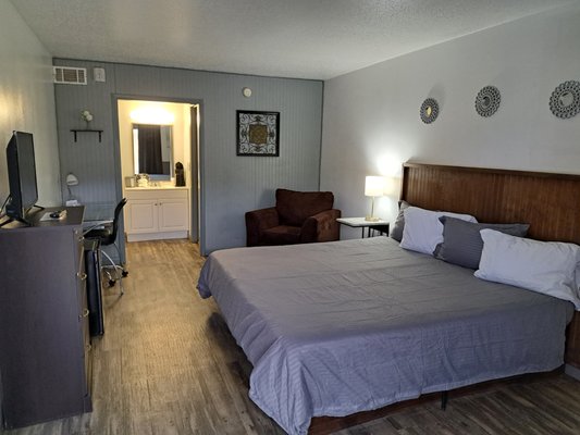 BLUE SKY INN - Updated December 2025 - 32 Photos - 1580 Appalachian Hwy ...