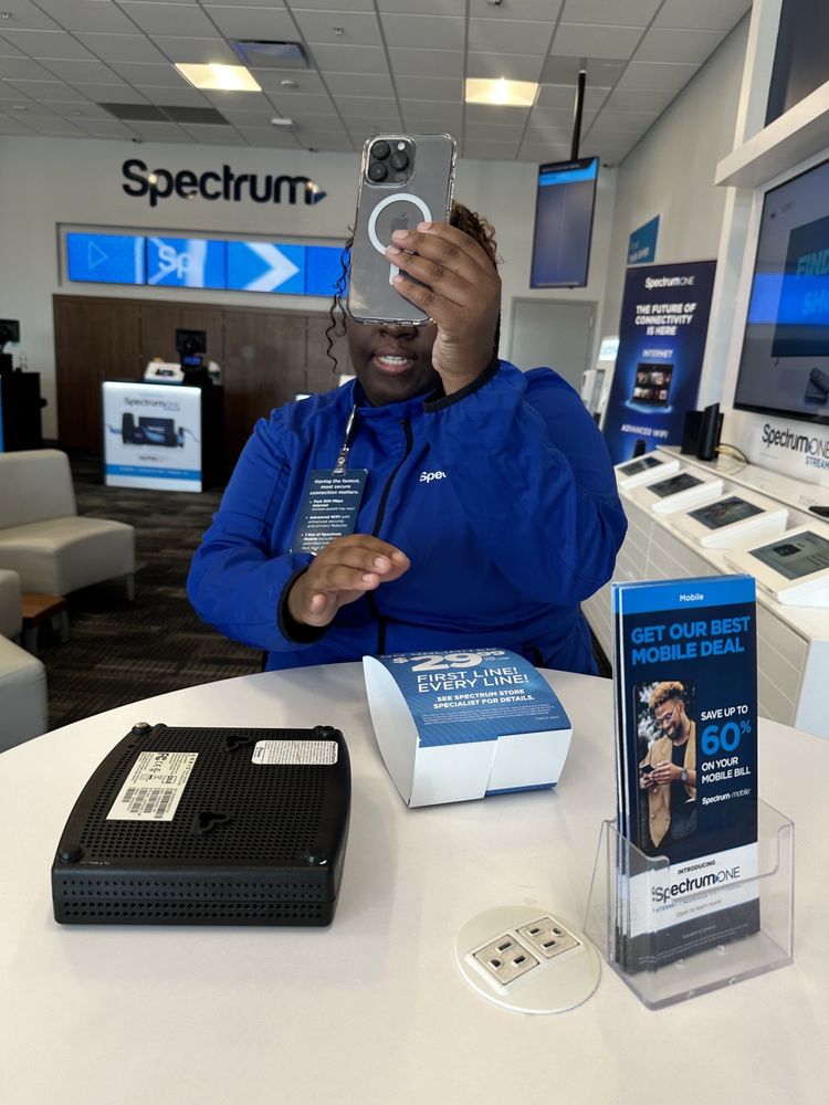 SPECTRUM - Updated December 2025 - 44 Reviews - 1803 Maplewood Commons ...