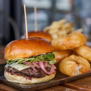 206 BURGER COMPANY - Updated February 2025 - 66 Photos & 11 Reviews ...