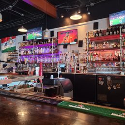 INDUSTRIAL TAPHOUSE - Updated December 2025 - 344 Photos & 387 Reviews ...