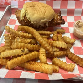 HCK HOT CHICKEN - Updated December 2025 - 117 Photos & 86 Reviews ...