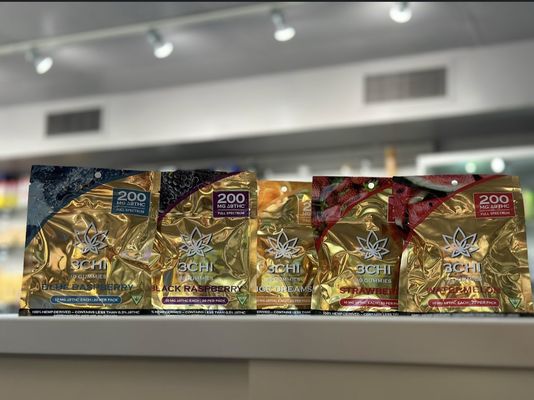 ELEGANT SMOKES & VAPES - Updated October 2025 - 34 Photos - 65 E ...