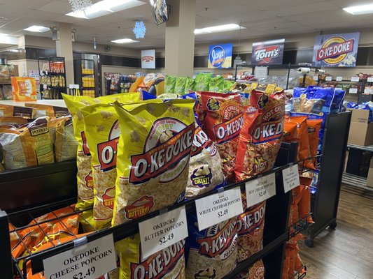 SNYDERS OF HANOVER FACTORY STORE - Updated July 2024 - 44 Photos & 31 ...