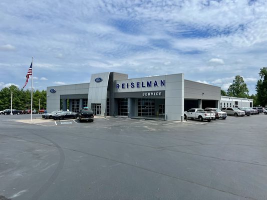 REISELMAN FORD - Updated December 2025 - 15 Photos & 10 Reviews - 1717 ...
