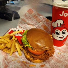 JOLLIBEE - Updated December 2025 - 886 Photos & 369 Reviews - 555 N ...