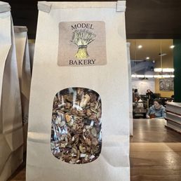 MODEL BAKERY - Updated March 2025 - 181 Photos & 121 Reviews - 1315 N ...