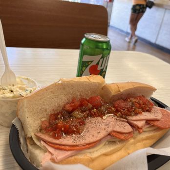 WILLIAMS SUB SHOP - Updated December 2025 - 80 Photos & 155 Reviews ...