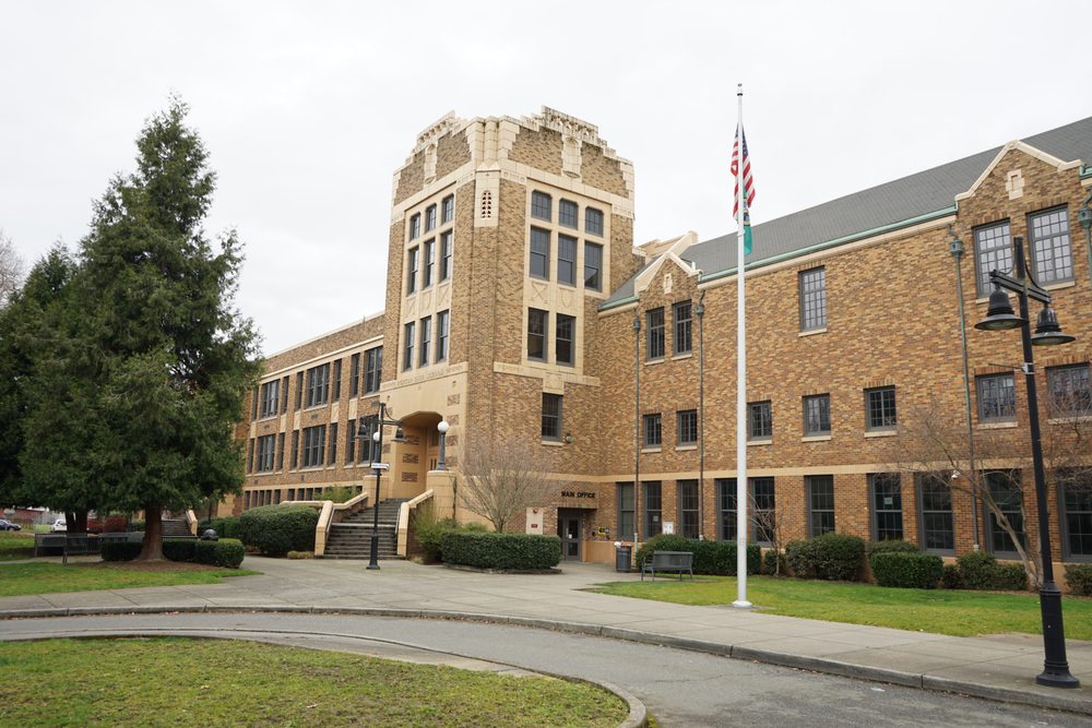 RENTON HIGH SCHOOL BASED HEALTH CENTER - Updated February 2025 - 400 S ...