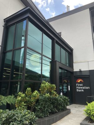 FIRST HAWAIIAN BANK - MANOA BRANCH - Updated June 2026 - 25 Photos & 19 ...