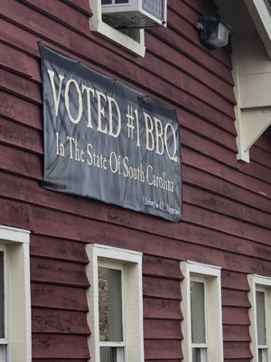 BESSINGER’S BBQ - 164 Photos & 296 Reviews - 1602 Savannah Hwy ...