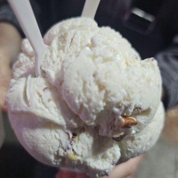 CLANCY’S ICE CREAM PARLOUR - Updated June 2025 - 837 Photos & 1051 ...