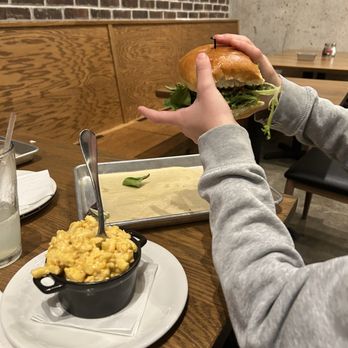 CHARLOS - Updated August 2024 - 28 Photos & 28 Reviews - 45 N Fountain ...