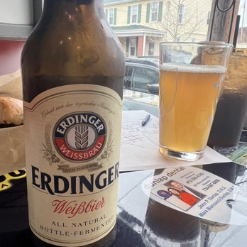 SIDELINES BEER HOUSE - Updated June 2025 - 35 Photos & 106 Reviews ...